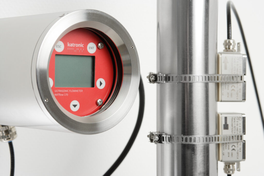 Clamp-on flow meter - Håland Instrumentering